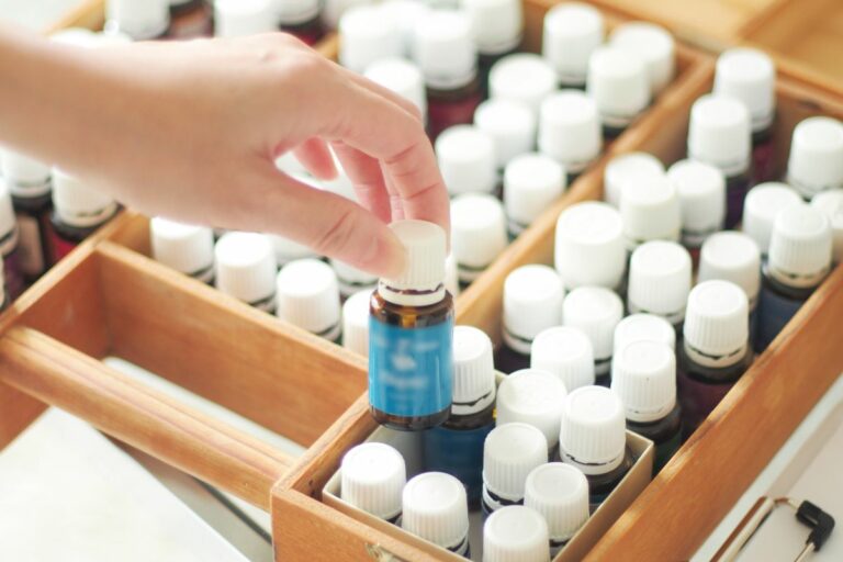 DIY Candle Making With Essential Oils: An In-Depth Guide - Aromatherapy ...